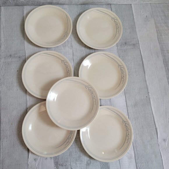 Corelle | Dining | Vintage Corelle Plates Blue Lily Snack Plates Lot Of ...